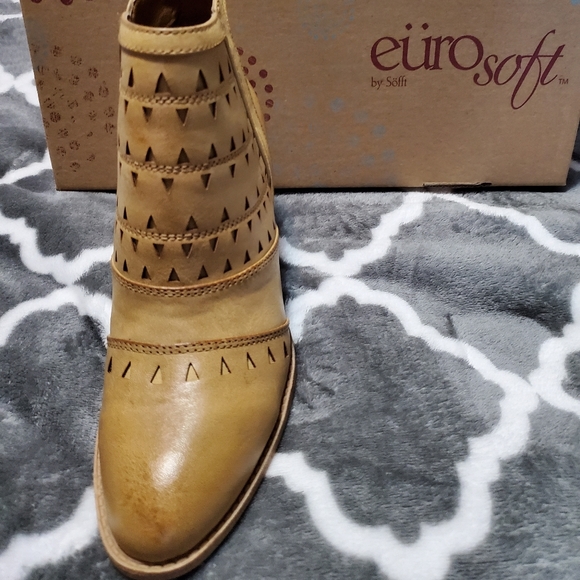 Eurosoft | Shoes | New In Box Never Worn Eurosoft Boot Color Sarita ...
